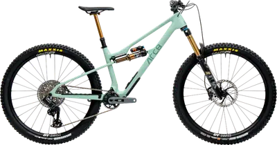 Compare: 2025 ARC8 Extra ST Fox Factory / XT vs Extra Air XT - Fox ...