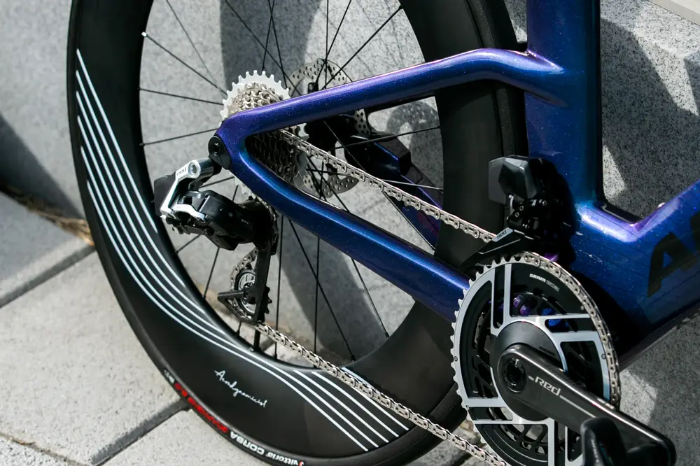 2024 Argon 18 E-119 Tri+ Disc SRAM RED AXS – Specs, Comparisons ...