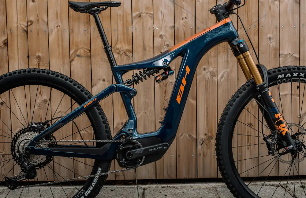 2023 BH ATOMX LYNX PRO 8.2 – Specs, Comparisons, Reviews – 99 Spokes