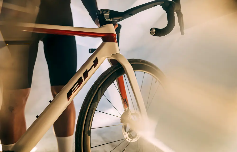 2023 BH ULTRALIGHT 9.5 – Specs, Comparisons, Reviews – 99 Spokes