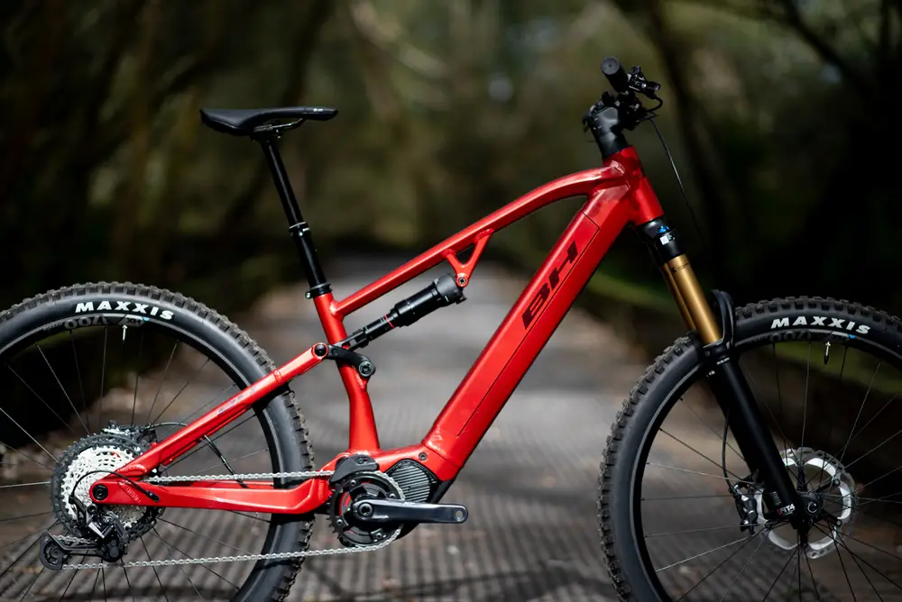 2024 BH ATOMe LYNX 8.0 – Specs, Comparisons, Reviews – 99 Spokes
