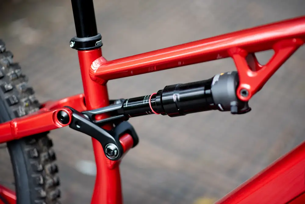 2024 BH ATOMe LYNX PRO 8.2 – Specs, Comparisons, Reviews – 99 Spokes