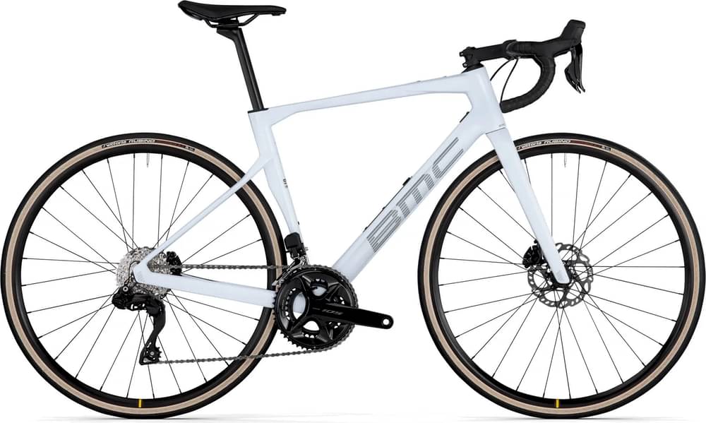 2024 BMC Roadmachine FOUR – Specs, Comparisons, Reviews – 99 Spokes