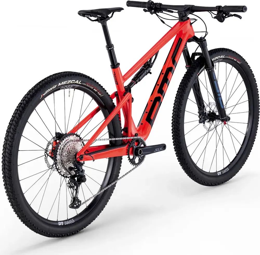 2026 BMC Fourstroke 01 THREE – Specs, Comparisons, Reviews – 99 Spokes