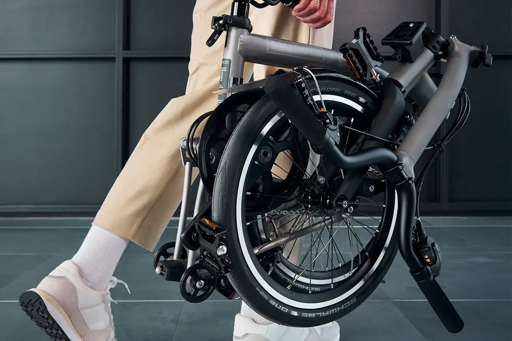 2024 Brompton T Line Explore - 12 Speed – Specs, Comparisons, Reviews ...
