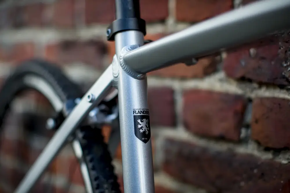 2024 B’TWIN Triban 100 Cycle Touring Road Bike – Specs, Comparisons ...