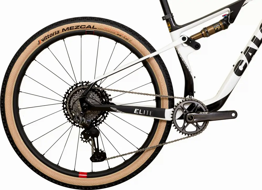 2024 Caloi Elite Carbon FS Team Farewell – Specs, Comparisons, Reviews ...