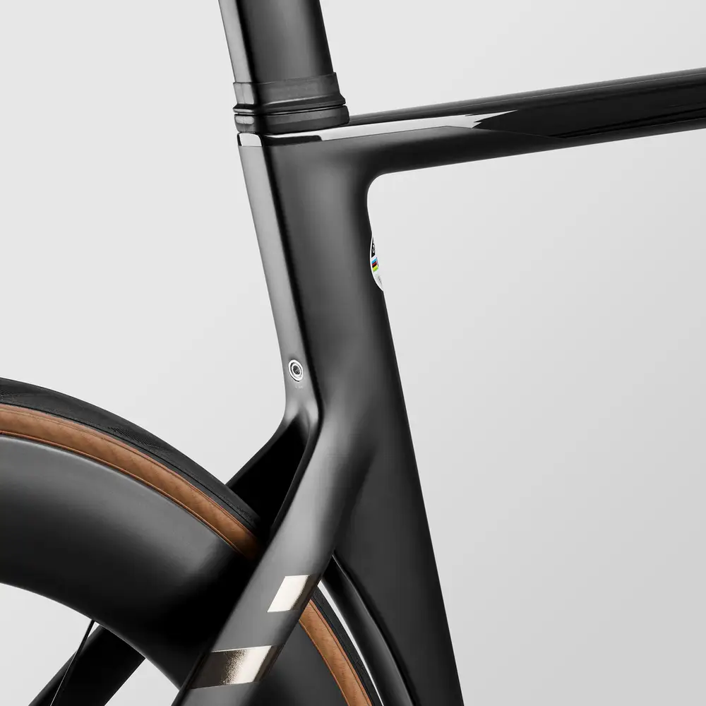 2023 Canyon Aeroad CFR EPS – Specs, Comparisons, Reviews – 99 Spokes