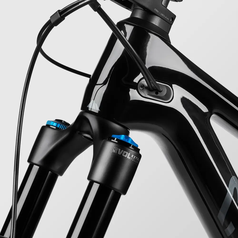 2023 Canyon Spectral 29 CF 8 – Specs, Comparisons, Reviews – 99 Spokes