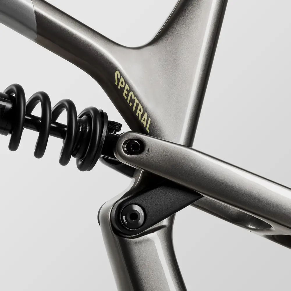 2023 Canyon Spectral CF 8 – Specs, Comparisons, Reviews – 99 Spokes