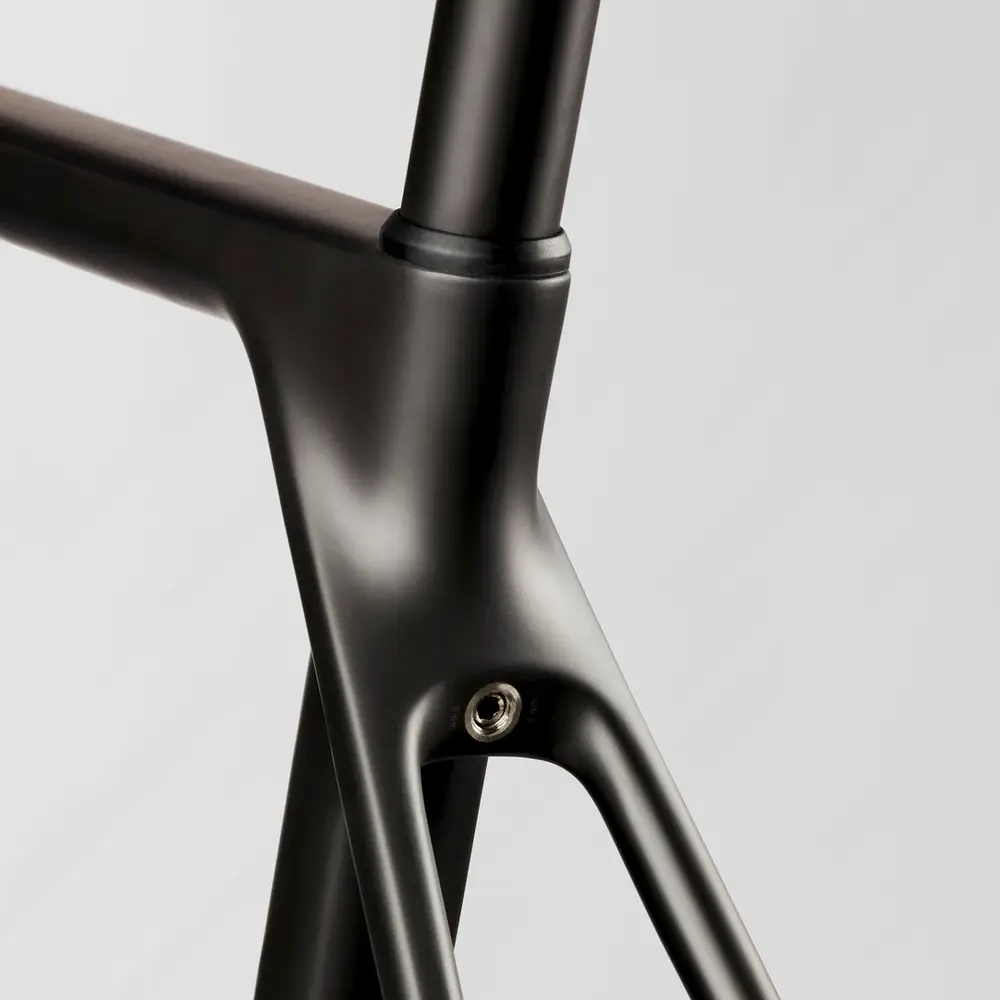 2023 Canyon Ultimate CF SL 8 Disc Di2 – Specs, Comparisons, Reviews ...