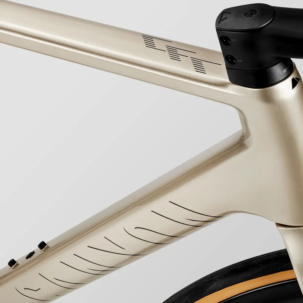 2023 Canyon Ultimate CFR Disc Aero – Specs, Comparisons, Reviews – 99 ...