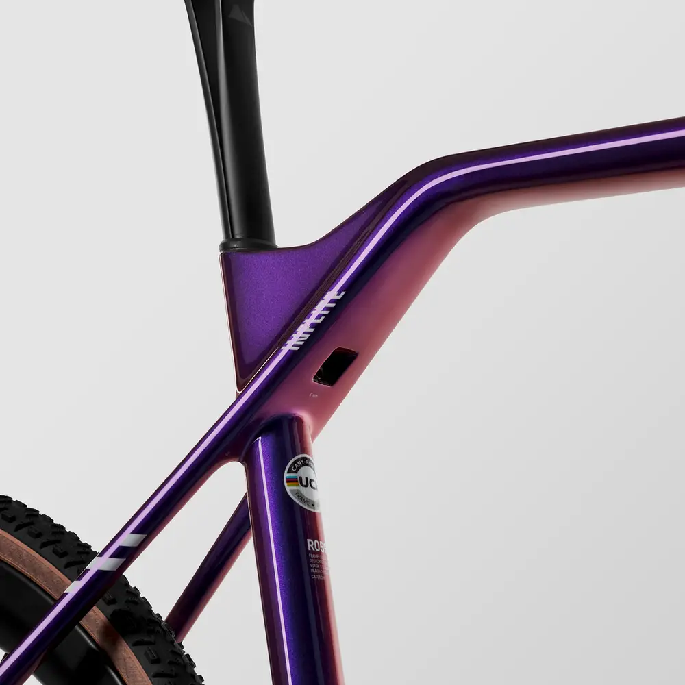 2024 Canyon Inflite CFR Di2 Team – Specs, Comparisons, Reviews – 99 Spokes