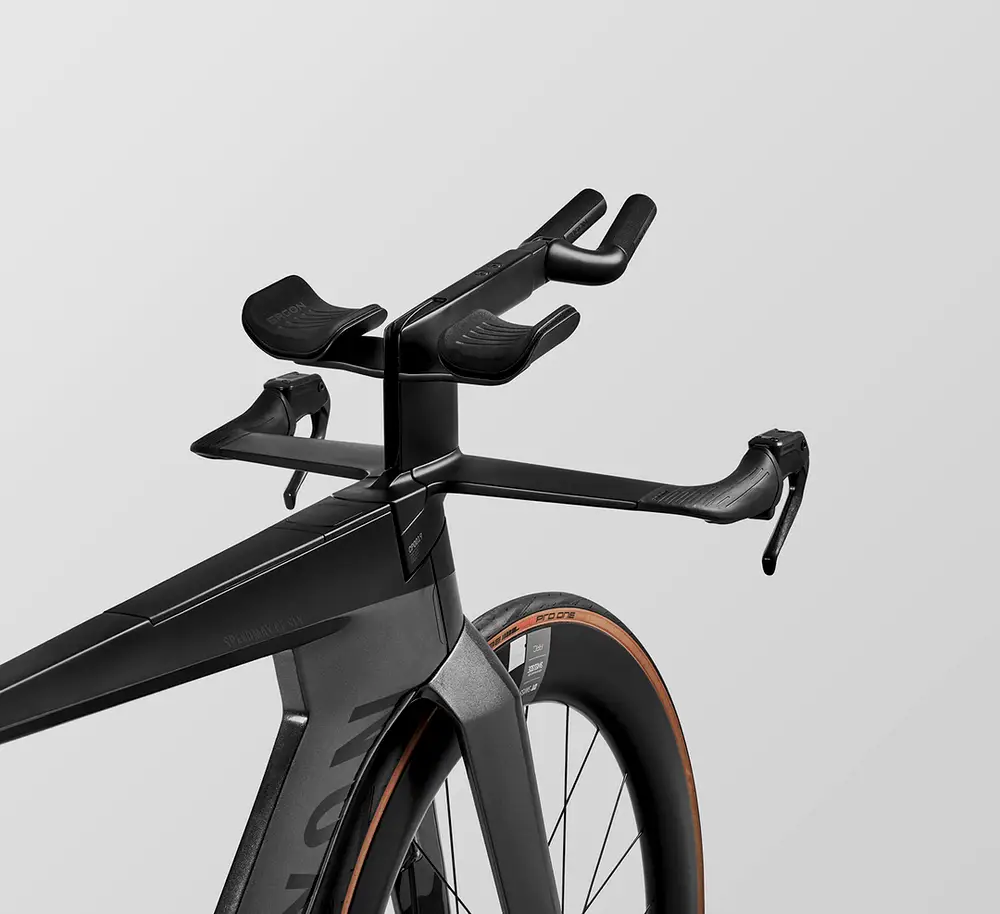 2024 Canyon Speedmax CF SLX 8 AXS 1by – Specs, Comparisons, Reviews ...