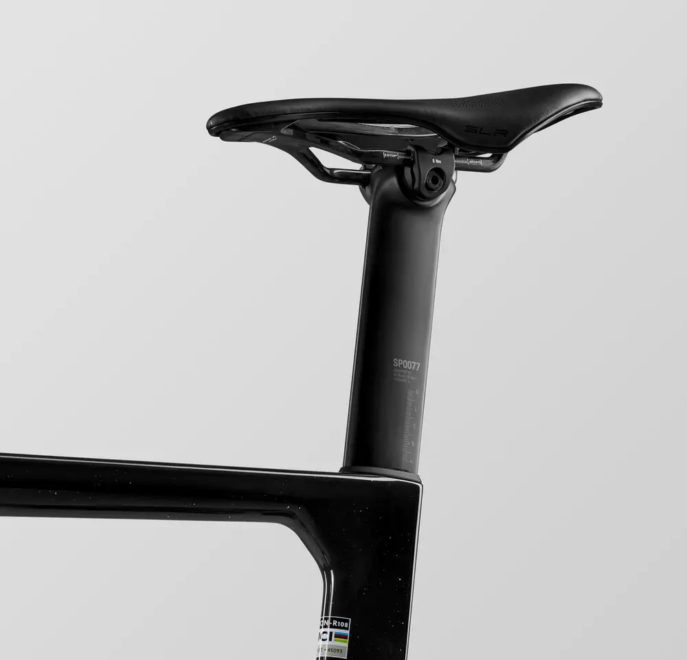 2025 Canyon Aeroad CFR AXS – Specs, Comparisons, Reviews – 99 Spokes