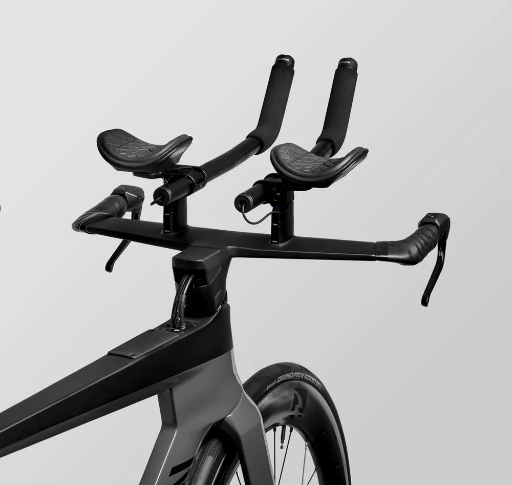 2025 Canyon Speedmax CF 7 Di2 AR60 – Specs, Comparisons, Reviews – 99 Spokes