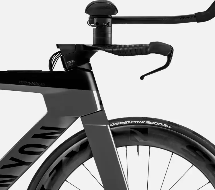 2025 Canyon Speedmax CF 7 Di2 AR60 – Specs, Comparisons, Reviews – 99 ...