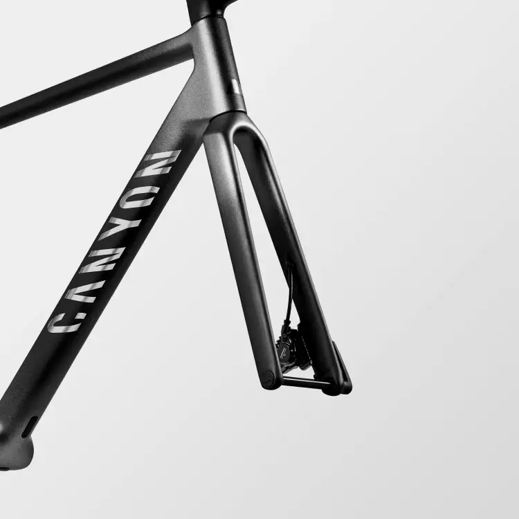 2026 Canyon Ultimate CFR Disc Frame and Brake Kit – Specs, Comparisons ...
