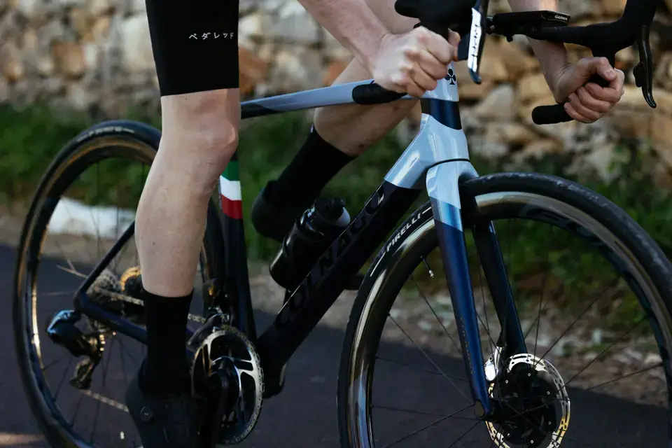 2025 Colnago C68 Allroad Sram Red eTap AXS – Specs, Comparisons ...