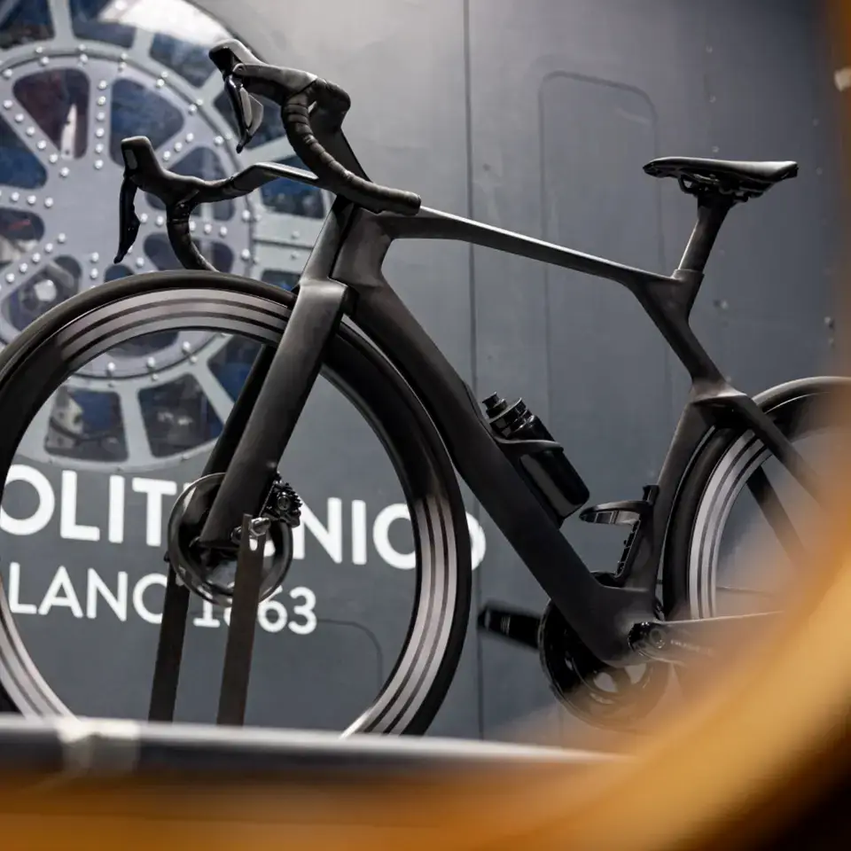 2025 Colnago Y1Rs Shimano Dura Ace Di2 – Specs, Comparisons, Reviews – 99 Spokes