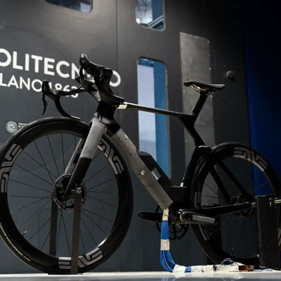 2025 Colnago Y1Rs Sram Red eTap AXS – Specs, Comparisons, Reviews – 99 ...