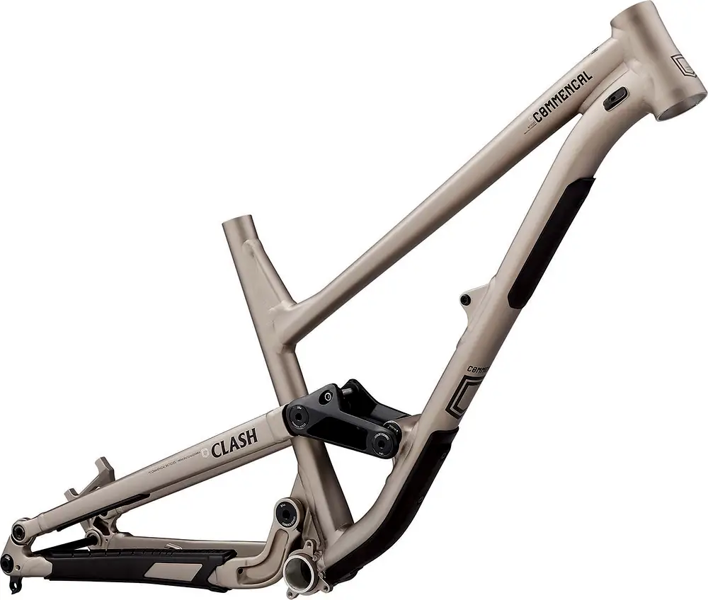2022 Commençal CLASH Frame – Spécifications, comparaisons, avis – 99 Spokes
