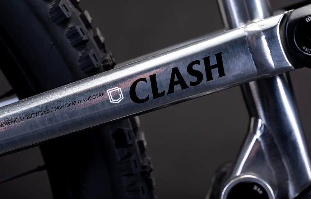 2022 Commençal CLASH PARK EDITION TITLE – Specs, Comparisons, Reviews ...
