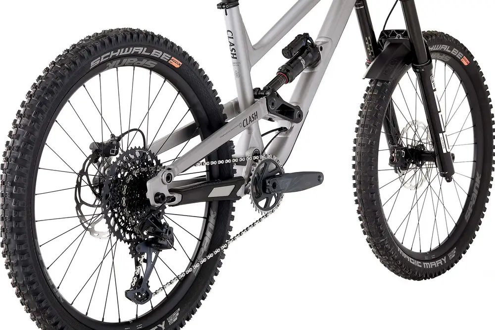 2022 Commençal CLASH RACE – Specs, Comparisons, Reviews – 99 Spokes