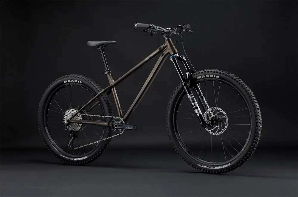 2022 Commençal META HT AM RACE – Specs, Comparisons, Reviews – 99 Spokes