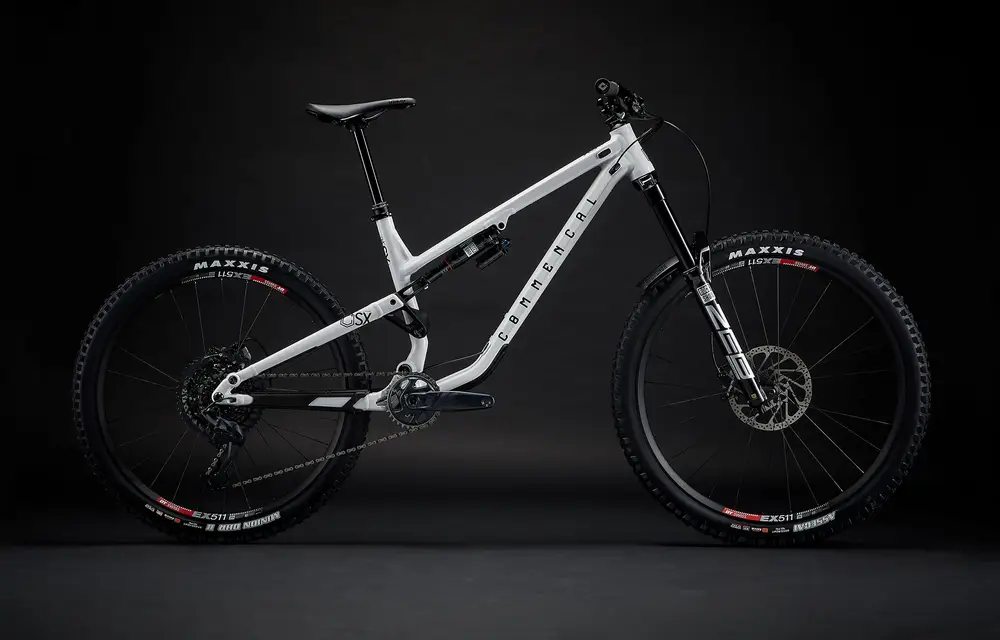 2022 Commençal META SX V4 RACE – Specs, Comparisons, Reviews – 99 Spokes
