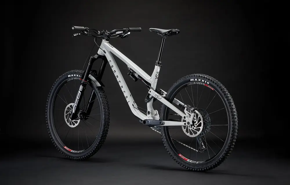2022 Commençal META SX V4 RACE – Specs, Comparisons, Reviews – 99 Spokes