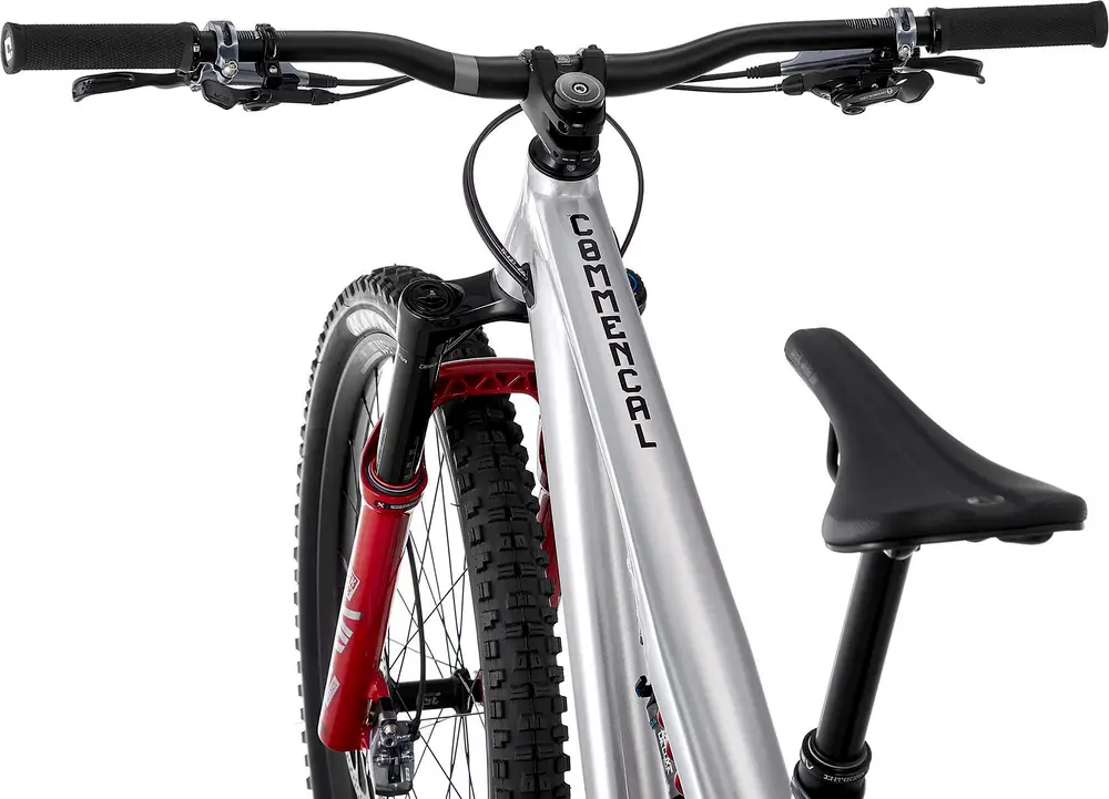 2022 Commençal META TR V4 RACE – Specs, Comparisons, Reviews – 99 Spokes