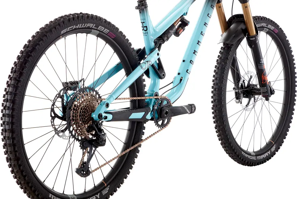 2022 Commençal META TR V4 STAFF EDITION – Specs, Comparisons, Reviews ...