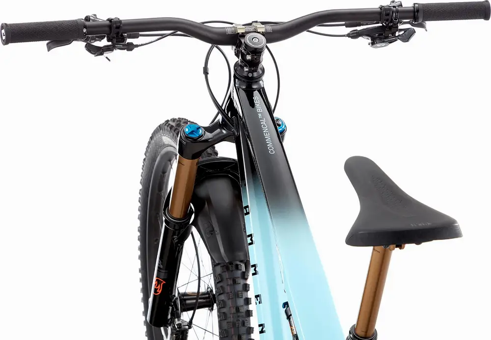 2022 Commençal META TR V4 STAFF EDITION – Specs, Comparisons, Reviews ...