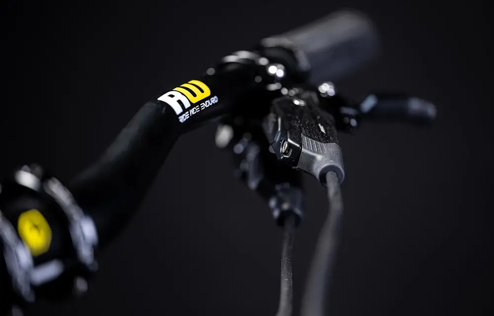 2022 Commençal META – Specs, Comparisons, Reviews – 99 Spokes