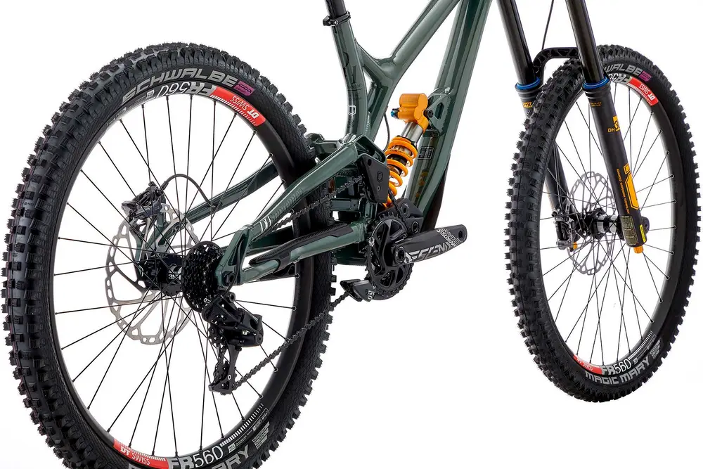 2022 Commençal SUPREME DH V4 OHLINS EDITION – Specs, Comparisons ...