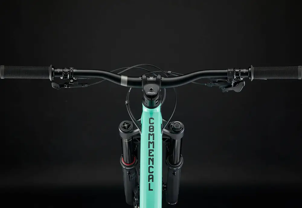 2023 Commençal CLASH RIDE NEW ROCKSHOX – Specs, Comparisons, Reviews ...