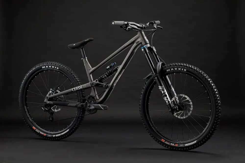 2023 Commençal CLASH RIDE PARK MOTO STYLE – Specs, Comparisons, Reviews ...