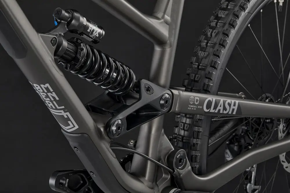 2023 Commençal CLASH RIDE PARK MOTO STYLE – Specs, Comparisons, Reviews ...