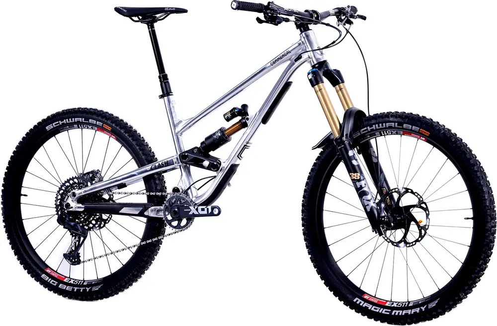 2023 Commençal CLASH SIGNATURE BURGTEC LTD – Specs, Comparisons ...
