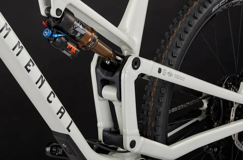 2023 Commençal META V5 SIGNATURE – Specs, Comparisons, Reviews – 99 Spokes