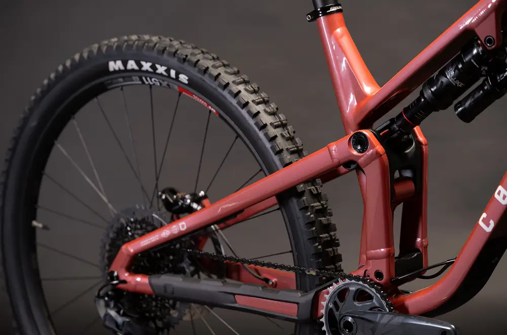 2023 Commençal META V5 – Specs, Comparisons, Reviews – 99 Spokes