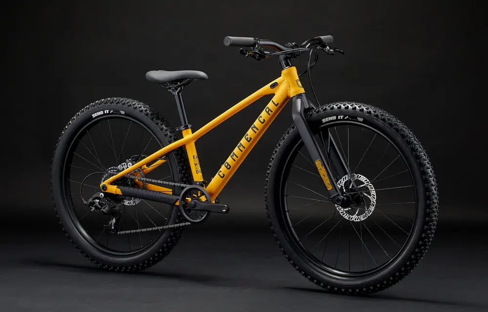 2023 Commençal RAMONES 24 SUNRACE OHLINS – Specs, Comparisons, Reviews ...
