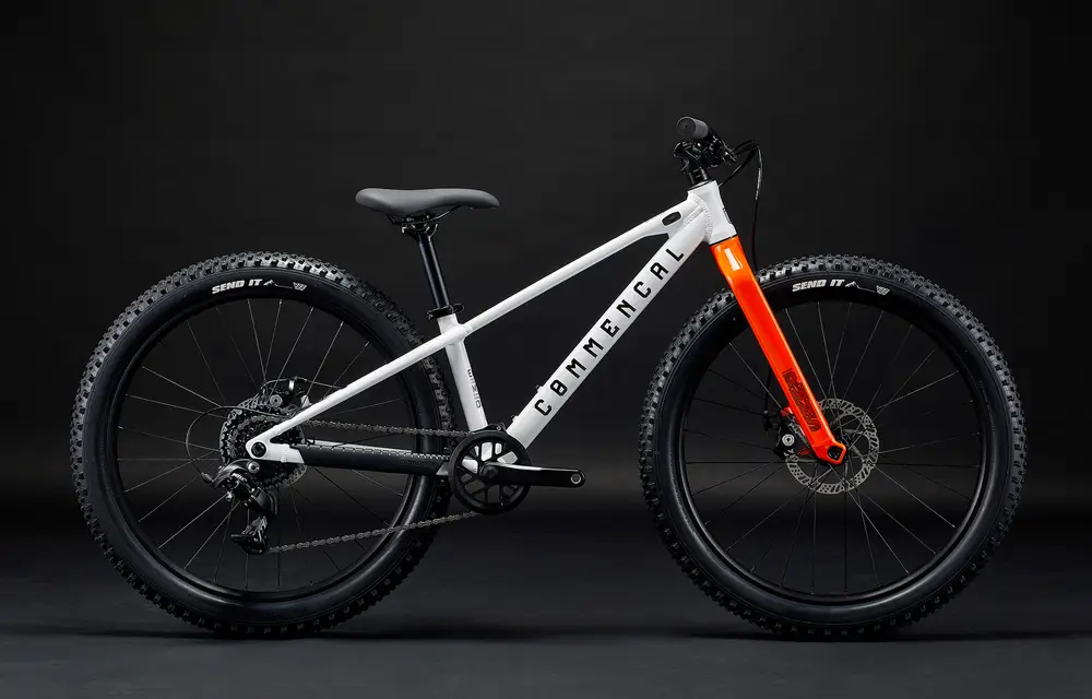 2023 Commençal RAMONES 24 SUNRACE – Specs, Comparisons, Reviews – 99 Spokes
