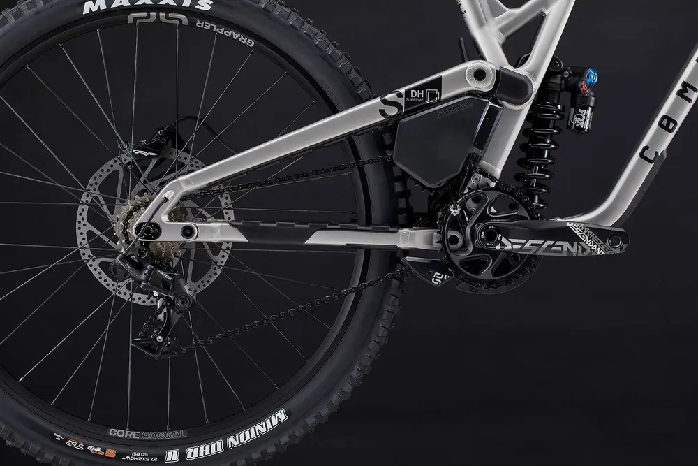 2023 Commençal SUPREME DH V5 ESSENTIAL – Specs, Comparisons, Reviews ...