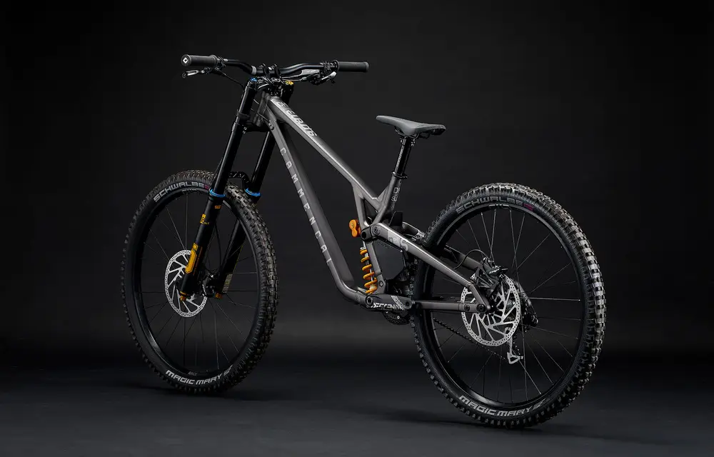 2023 Commençal SUPREME DH V5 OHLINS EDITION – Specs, Comparisons ...