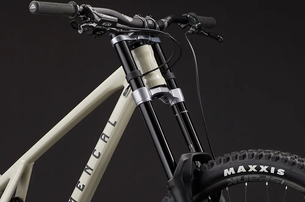 2023 Commençal SUPREME DH V5 RIDE – Specs, Comparisons, Reviews – 99 Spokes