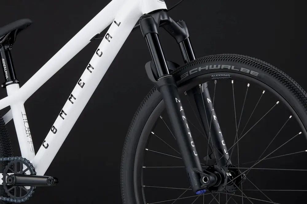2024 Commençal ABSOLUT 24 – Specs, Comparisons, Reviews – 99 Spokes