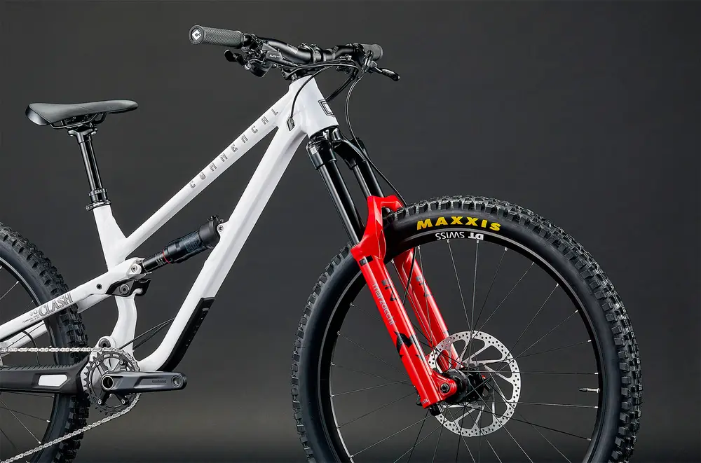 2024 Commençal CLASH – Specs, Comparisons, Reviews – 99 Spokes