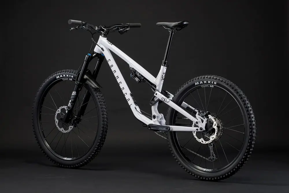 2025 Commençal META SX V4 ESSENTIAL – Specs, Comparisons, Reviews – 99 ...